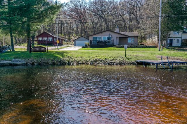 n3663 Tipperary Road, Poynette, WI 53955 | 63 Photos - Movoto