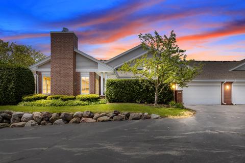 8861 Woodbridge, Greendale, WI 53129 | 47 Photos - Movoto