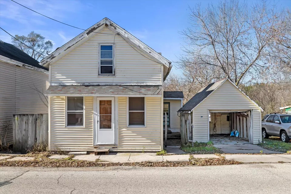 n4985 County Road Ws, Herman, WI 53099 | 26 Photos - Movoto