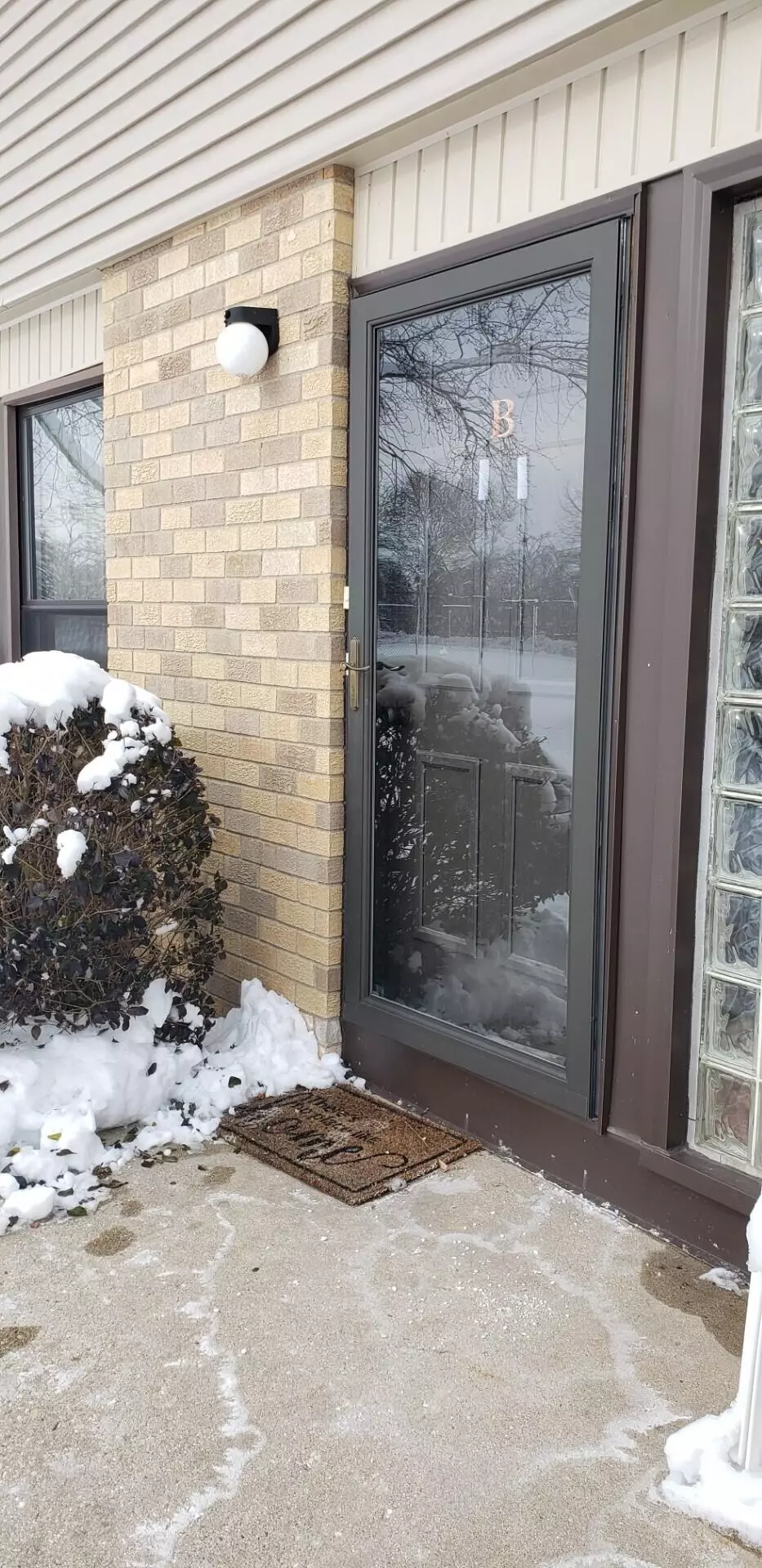 6940 N Raintree, Milwaukee, WI 53223 | 3 Photos - Movoto