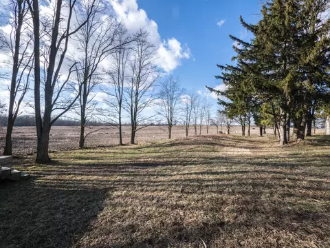 n6523 County Road E, Concord, WI 53066 | 20 Photos - Movoto