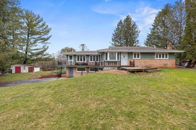 w224 Hillendale Drive, Oconomowoc, WI 53066 | 32 Photos - Movoto