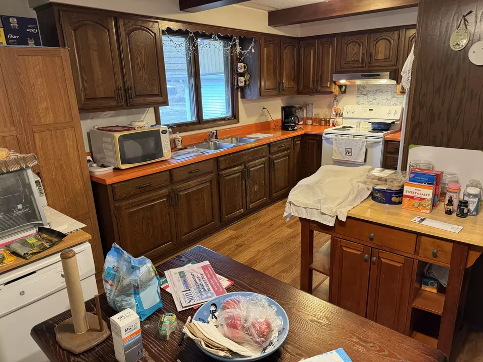 n7564 Dairyland Drive, Mosel, WI 53083 | 10 Photos - Movoto