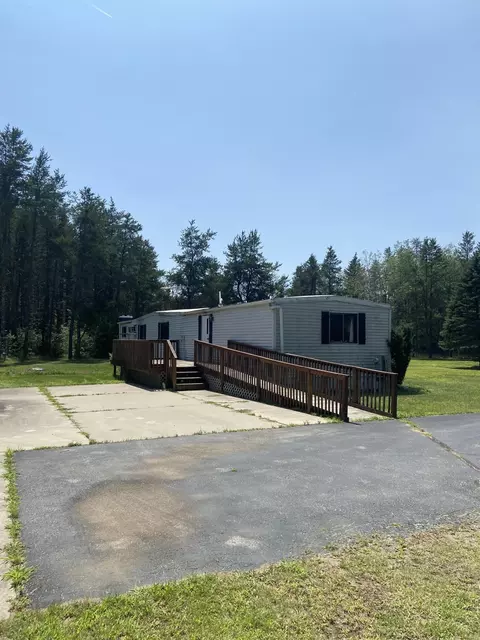 n9424 Deer Lake Road, Stephenson, WI 54114 - Movoto