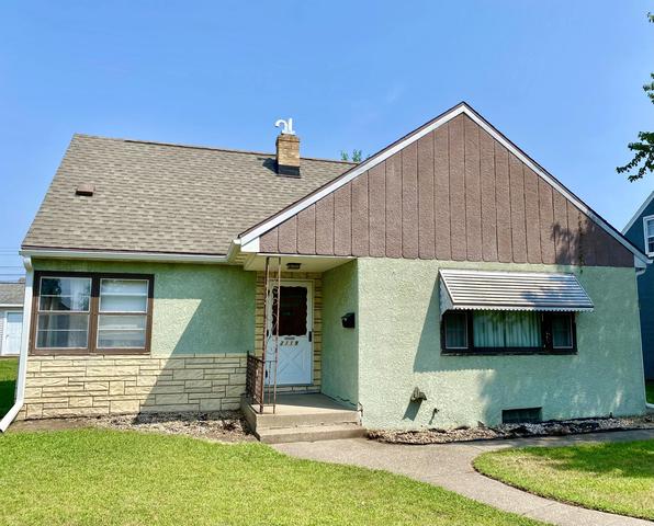 2119 Redfield, La Crosse, WI 54601 | 24 Photos - Movoto