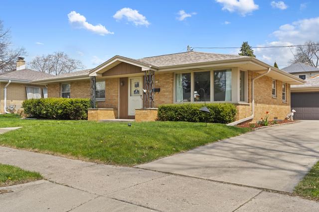 814 S 88th, West Allis, WI 53214 | MLS# 1914427 | 29 Photos - Movoto