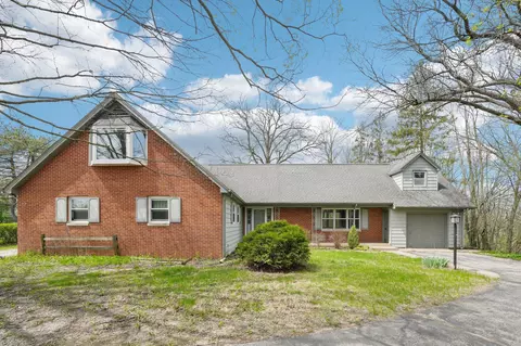 33804 Lynn, Burlington, WI 53105 | MLS# 1916077 | 47 Photos - Movoto