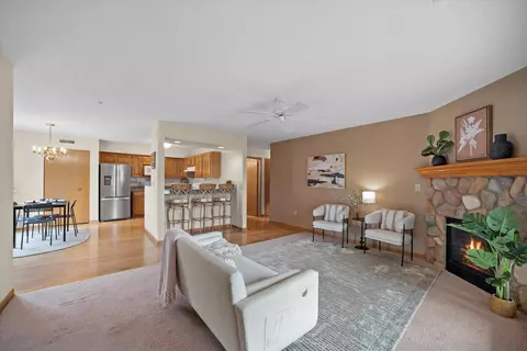 4907 W Maple Leaf, Greenfield, WI 53220 | 37 Photos - Movoto