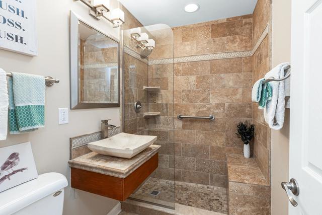 357 W Sugar, Glendale, WI 53217 | MLS# 1919356 | 15 Photos - Movoto