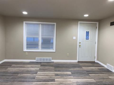 1123 Gross Ave, Green Bay, WI 54304 | 22 Photos - Movoto