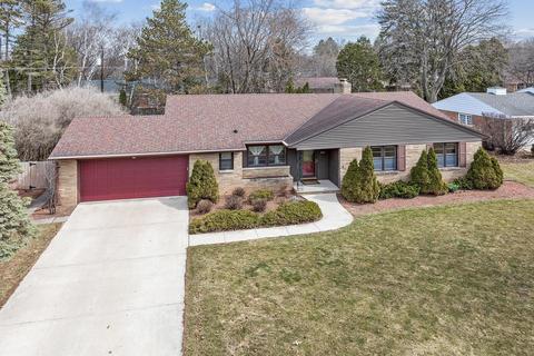 432 Ledgeview Homes for Sale - Ledgeview WI Real Estate - Movoto