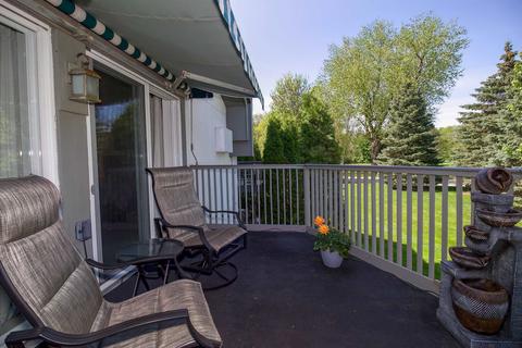 1001 S Oneida St #2J, Appleton, WI 54915 | 26 Photos - Movoto
