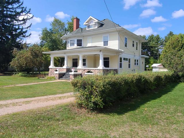 733 Depot St, Manawa, WI 54949 | 26 Photos - Movoto