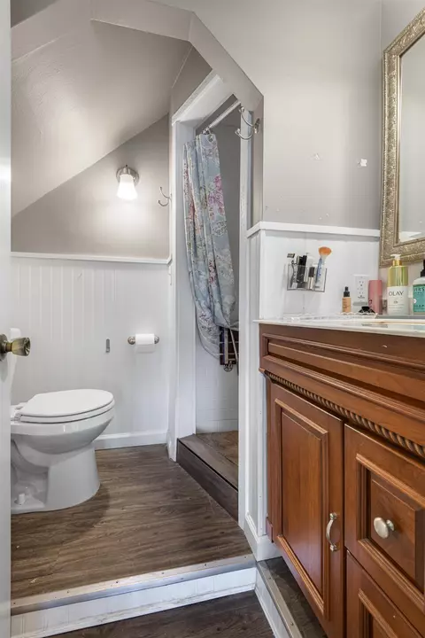 2157 Riverside Ave, Marinette, WI 54143 | 42 Photos - Movoto