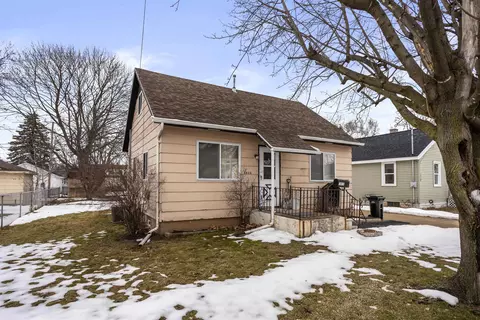 1624 W Commercial St, Appleton, WI 54914 | 28 Photos - Movoto
