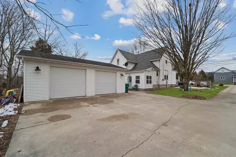 322 S Main St, Mishicot, WI 54228 | 43 Photos - Movoto