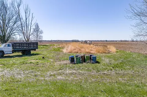 w9413 Schweitzer Road, New London, WI 54961 | 35 Photos - Movoto