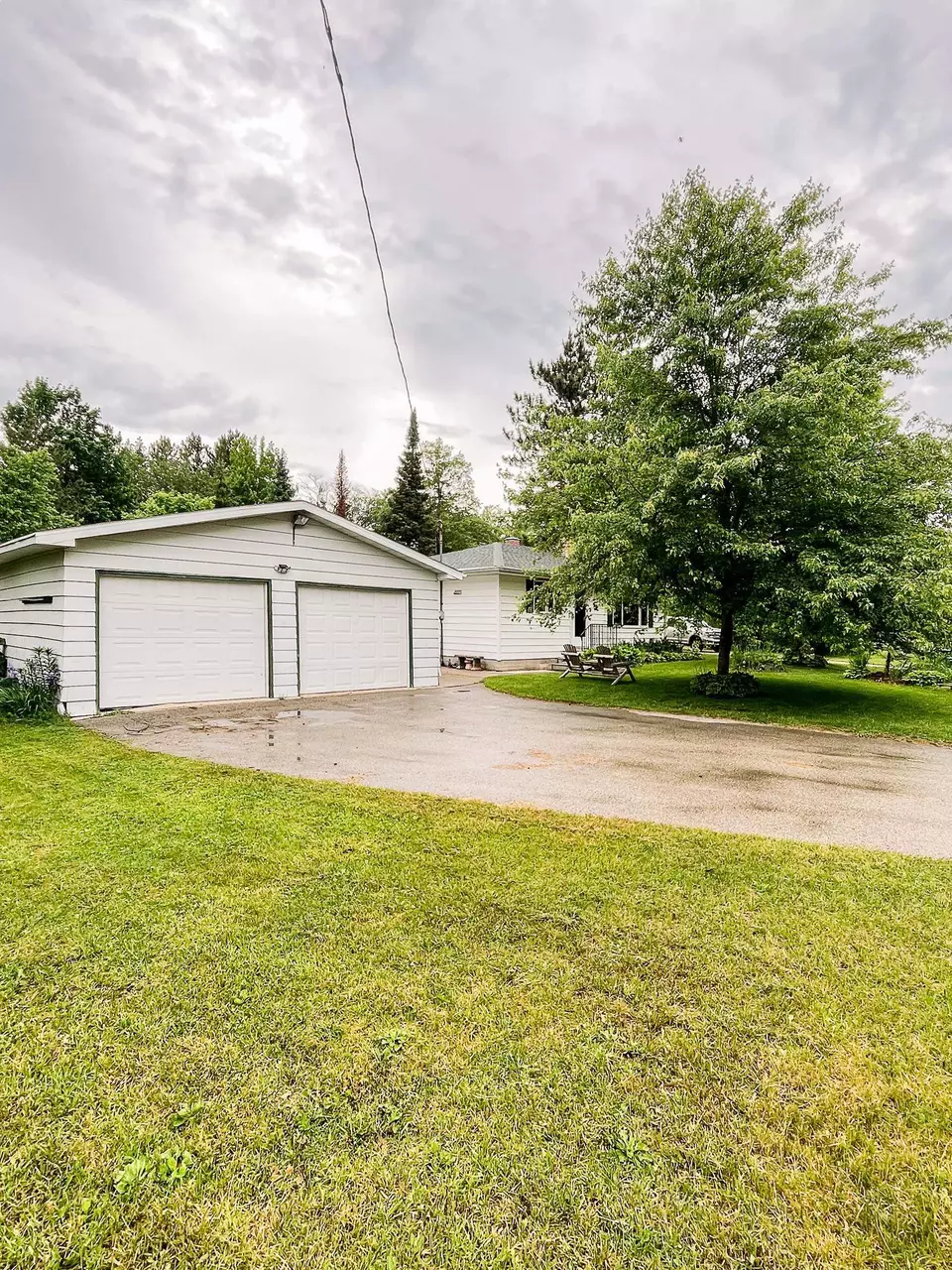n9451 Parkway Road, Crivitz, WI 54114 | 40 Photos - Movoto