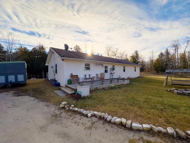 1654 Deer Lane Rd, Washington Island, WI 54246 | 11 Photos - Movoto