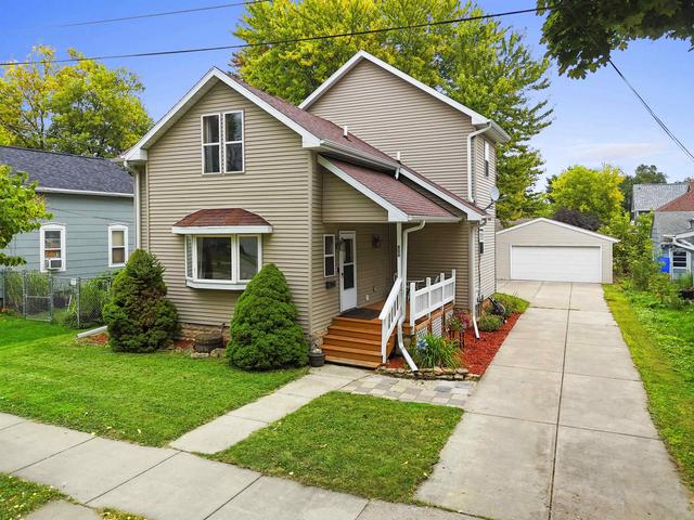 1821 N Harriman St, Appleton, WI 54911 | MLS# 50315359 - Movoto