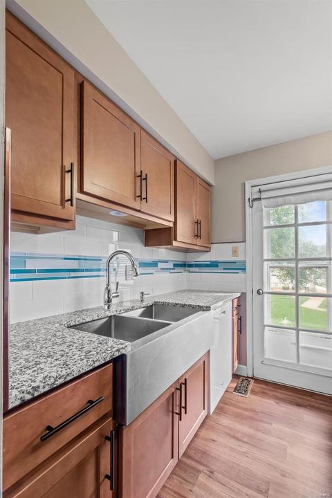 4351 Chateau De Ville Ct #C, Saint Louis, MO 63129 - Movoto