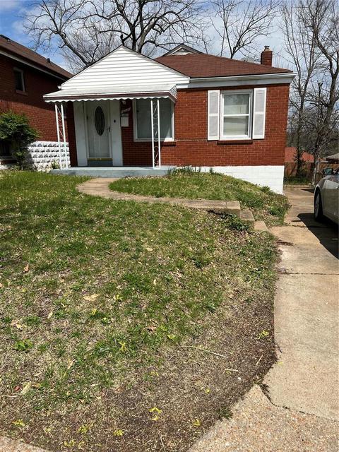 4514 Nelson, Saint Louis, MO 63121 | 41 Photos | MLS #22017857 - Movoto