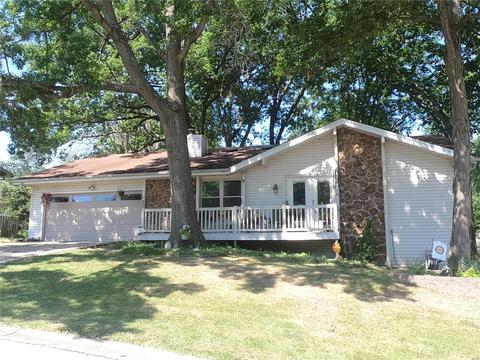 207 Rue Grand Dr, Lake Saint Louis, MO 63367 | 14 Photos - Movoto