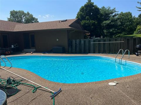 11 Rue Grand Dr, Lake Saint Louis, MO 63367 | 2 Photos | MLS #22056317 ...