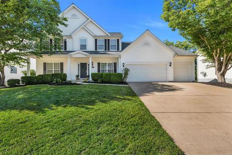 953 Legends View Dr, Eureka, MO 63025 | 48 Photos | MLS #22059343 - Movoto