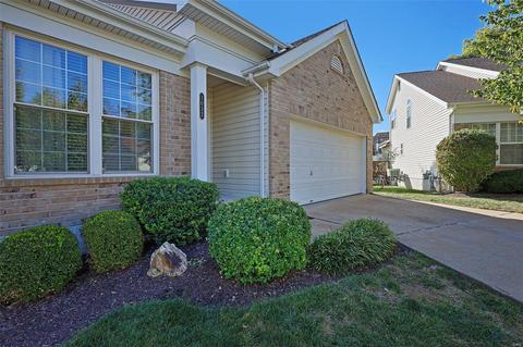 1032 Arbor Pointe Dr, Manchester, MO 63088 | 23 Photos | MLS #22060924 ...