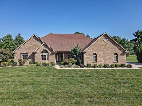 63 Wolf Creek Dr, Swansea, IL 62226 | 55 Photos | MLS #22061976 - Movoto