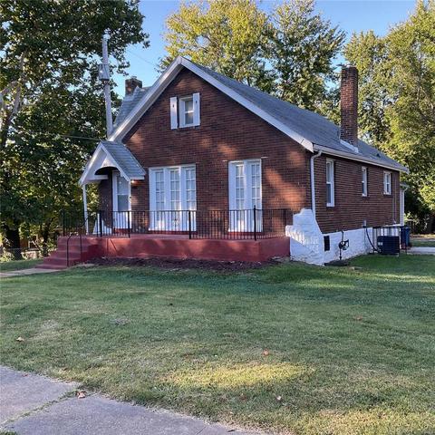 3411 Maybelle Dr, Saint Louis, MO 63121 | 13 Photos | MLS #22064477 ...