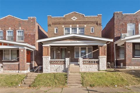 3663 Montana St, Saint Louis, MO 63116 | 37 Photos | MLS #22065895 - Movoto