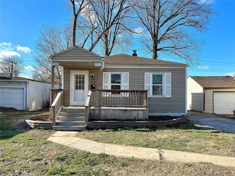 2241 Washington Ave, Granite City, IL 62040 | 1 photo | MLS #22058739 ...