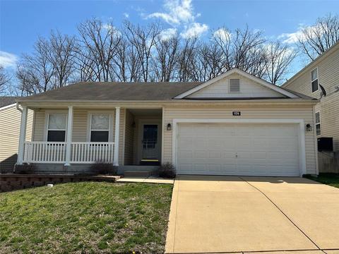 1174 Liberty Xing, Herculaneum, MO 63048 | 17 Photos | MLS #23018255 ...