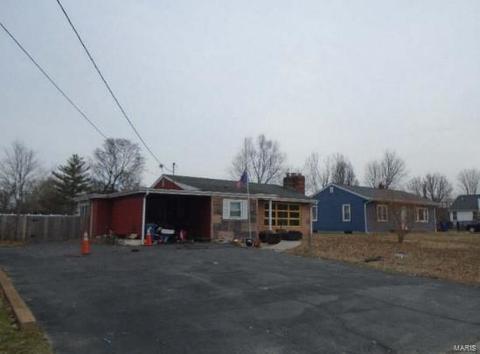 727 Lake Dr, Herculaneum, MO 63048 | 1 photo | MLS #23019204 - Movoto