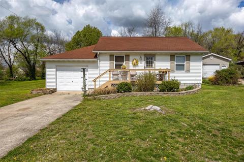 823 Sarah St, Lebanon, MO 65536 | 26 Photos | MLS #23019365 - Movoto
