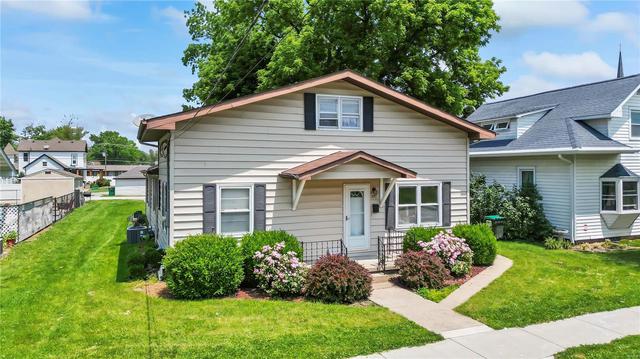321 N 1st St, Breese, IL 62230 | 30 Photos | MLS #23029079 - Movoto