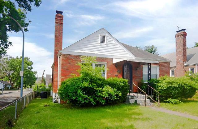 1802 Switzer Ave, Saint Louis, MO 63147 | 9 Photos | MLS #23034250 - Movoto
