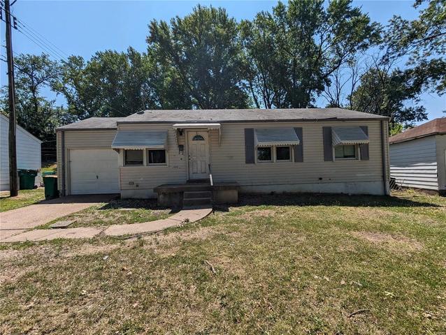 1000 Addison, Saint Louis, MO 63137 - Movoto