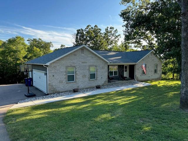210 Maple St, De Soto, MO 63020 | 7 Photos - Movoto