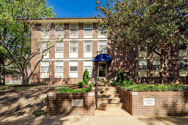 7571 Wellington Way #2C, Saint Louis, MO 63105 | 22 Photos - Movoto