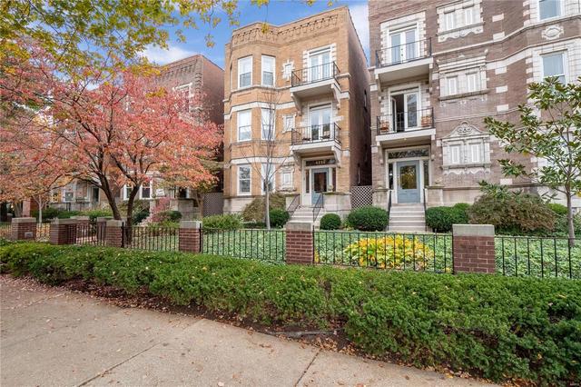 261 Saint Louis, MO Condos & Townhouses with 2+ Bed For Sale - Movoto
