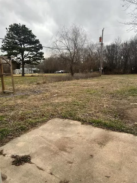 14260 Carat Ln, Dixon, MO 65459 - Movoto