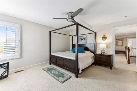 10700 Kingsbridge Estates Dr, Creve Coeur, MO 63141 | 32 Photos - Movoto