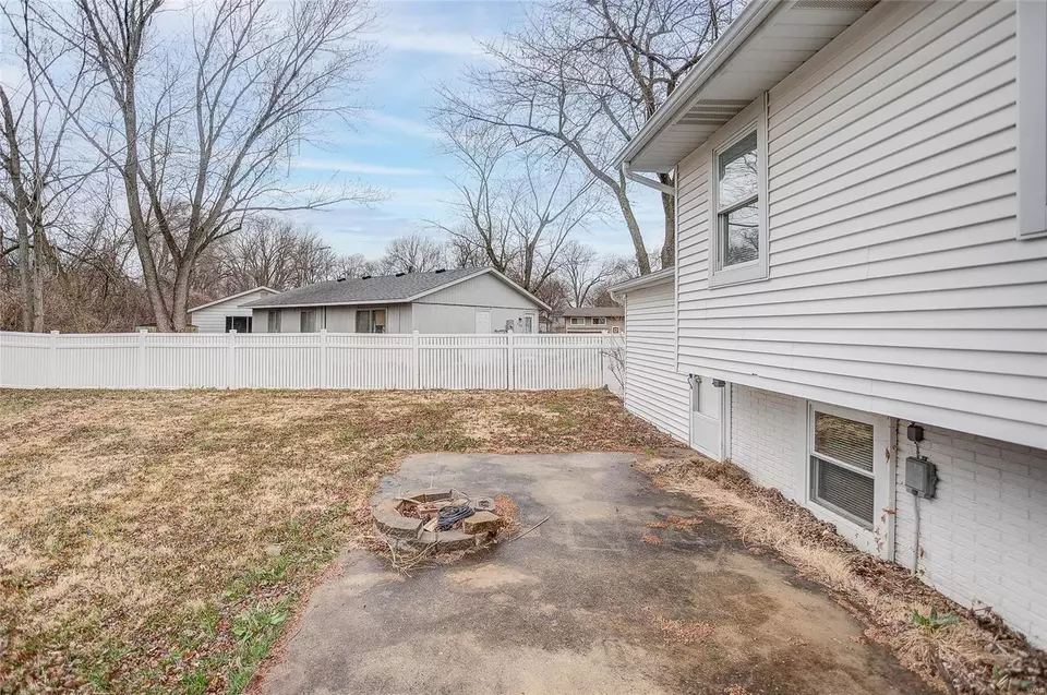 707 W Washington St, O'fallon, IL 62269 | 30 Photos - Movoto