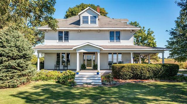 1359 E 2800 Ave, Ramsey, IL 62080 | 44 Photos - Movoto