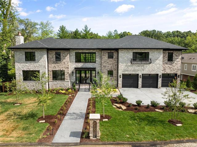 10116 Fieldcrest Ln, Ladue, MO 63124 | 99 Photos - Movoto