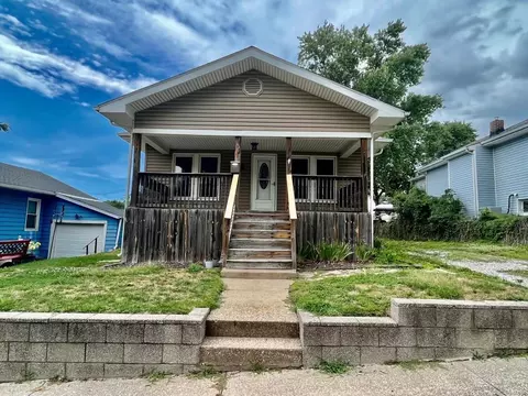 Roxana, IL Homes with 1+ Baths For Sale - Movoto