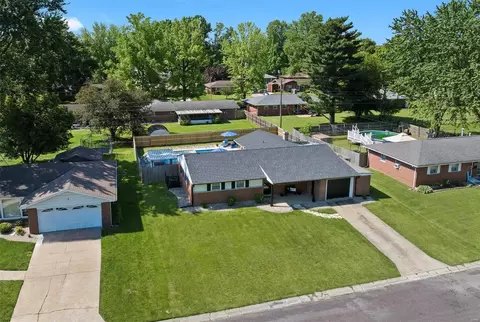 20 Exeter Ln, Belleville, IL 62226 | 35 Photos - Movoto